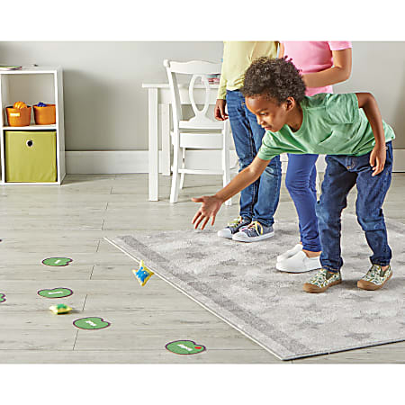 Learning Resources Sight Words Toss Game - Office Depot