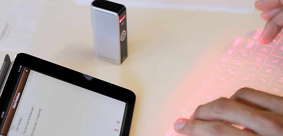 Epic Projection Keyboard Epic Laser Synth Performance With ROLI Rise 2
