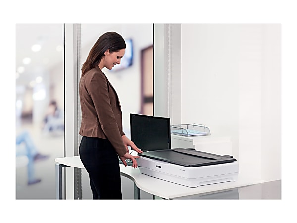 Epson Expression 12000XL Graphic Arts - Flatbed scanner - CCD - Ledger ...