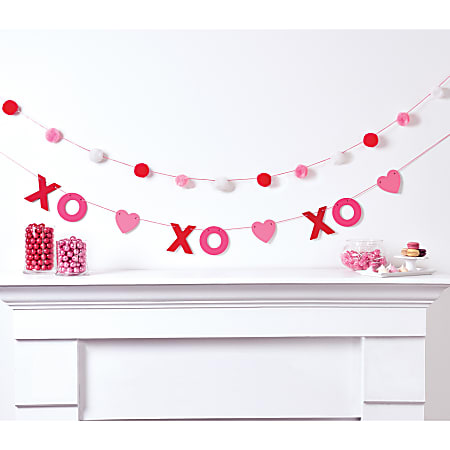 Amscan XOXO Valentines Day Plastic Banner Set 72 x 4 34 RedPink Set Of ...
