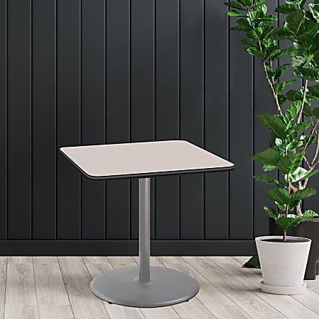 public square seating