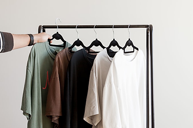 IRIS Metal Garment Rack With Wood Shelf 59 H x 25 316 W x 15 34 D ...