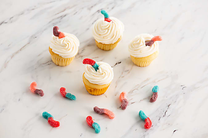 Trolli Very Berry Sour Brite Crawlers 5 Oz Pack Of 12 Candy Bags ...